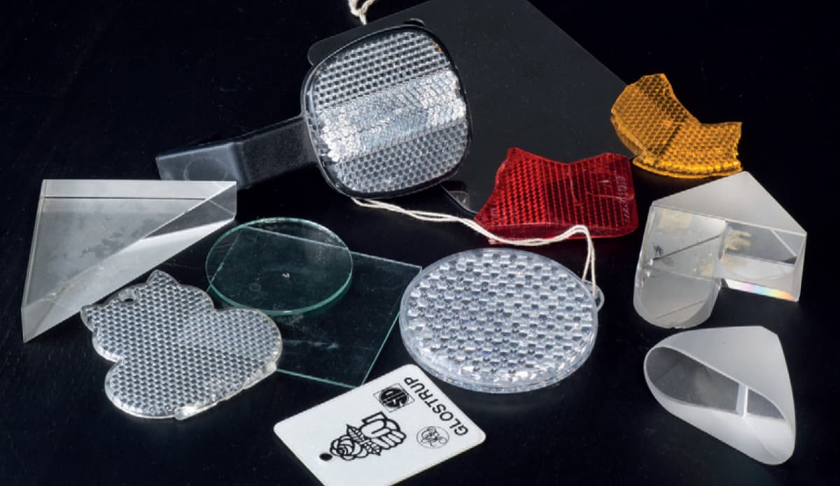 Opgave 19. Reflekser og laserlys